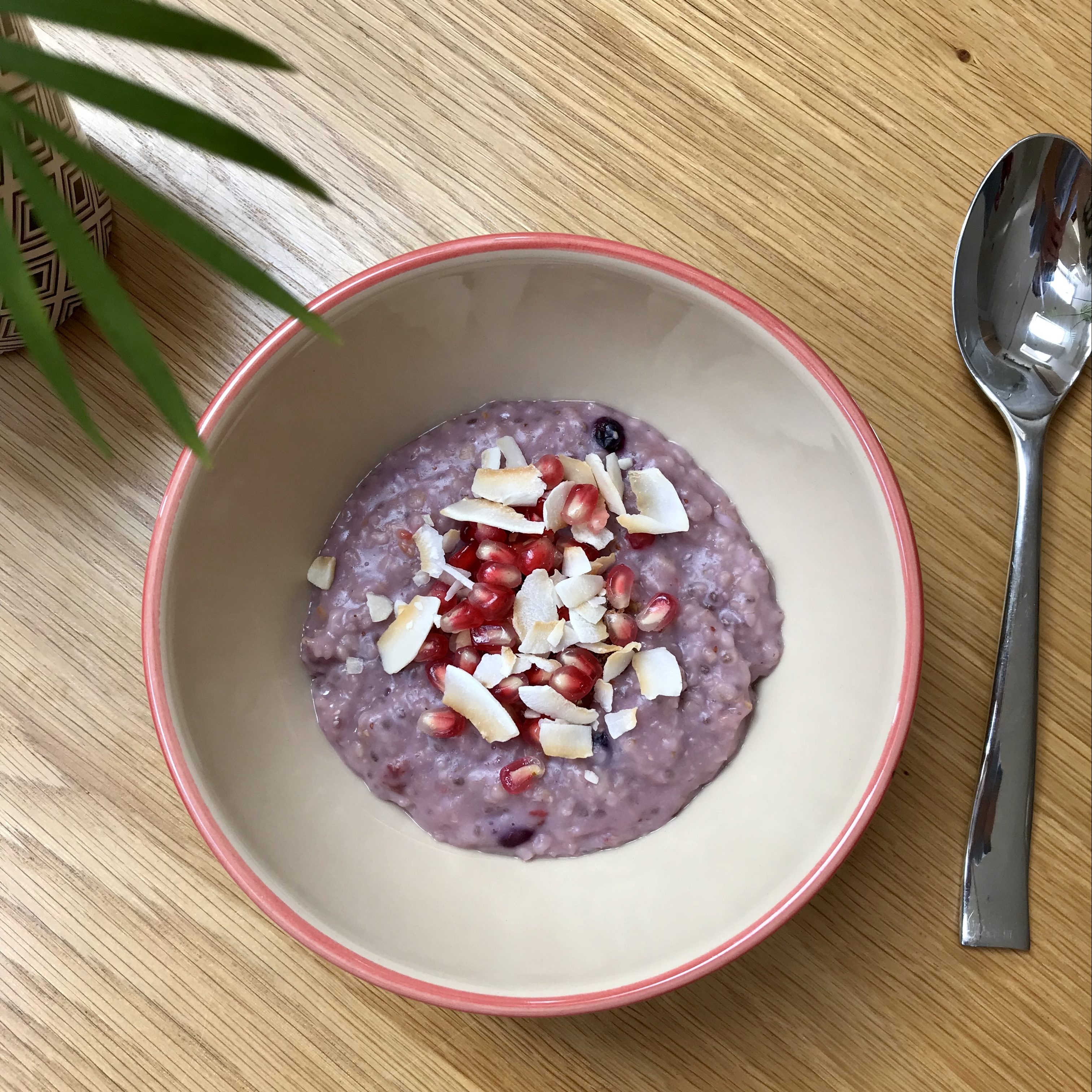 Warming Porridge 3 Ways – Wellness with Anna Whyte